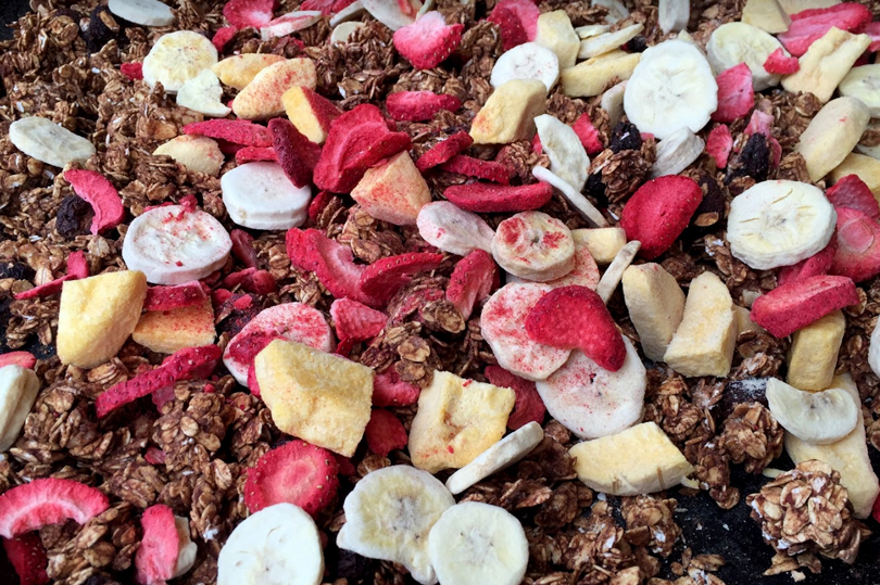 Naturally Sweet - Cooking and Baking Without Added Sugar - Nutrition ...