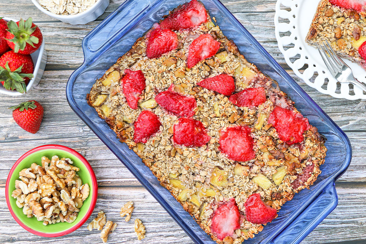 Berry Oatmeal Bake - Center for Nutrition Studies